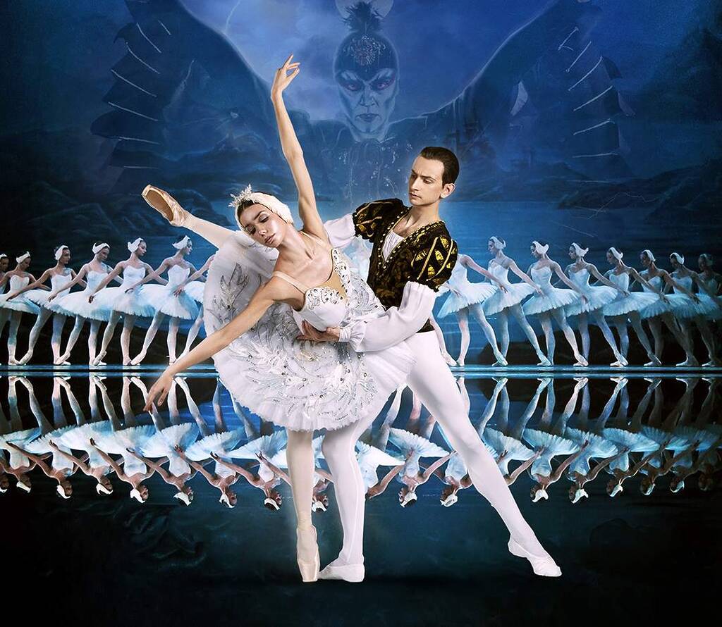 SWAN LAKE BY INTERNATIONAL BALLET STARS | State Theatre Center for the ... SWAN LAKE BY INTERNATIONAL BALLET STARS | State Theatre Center for the ...